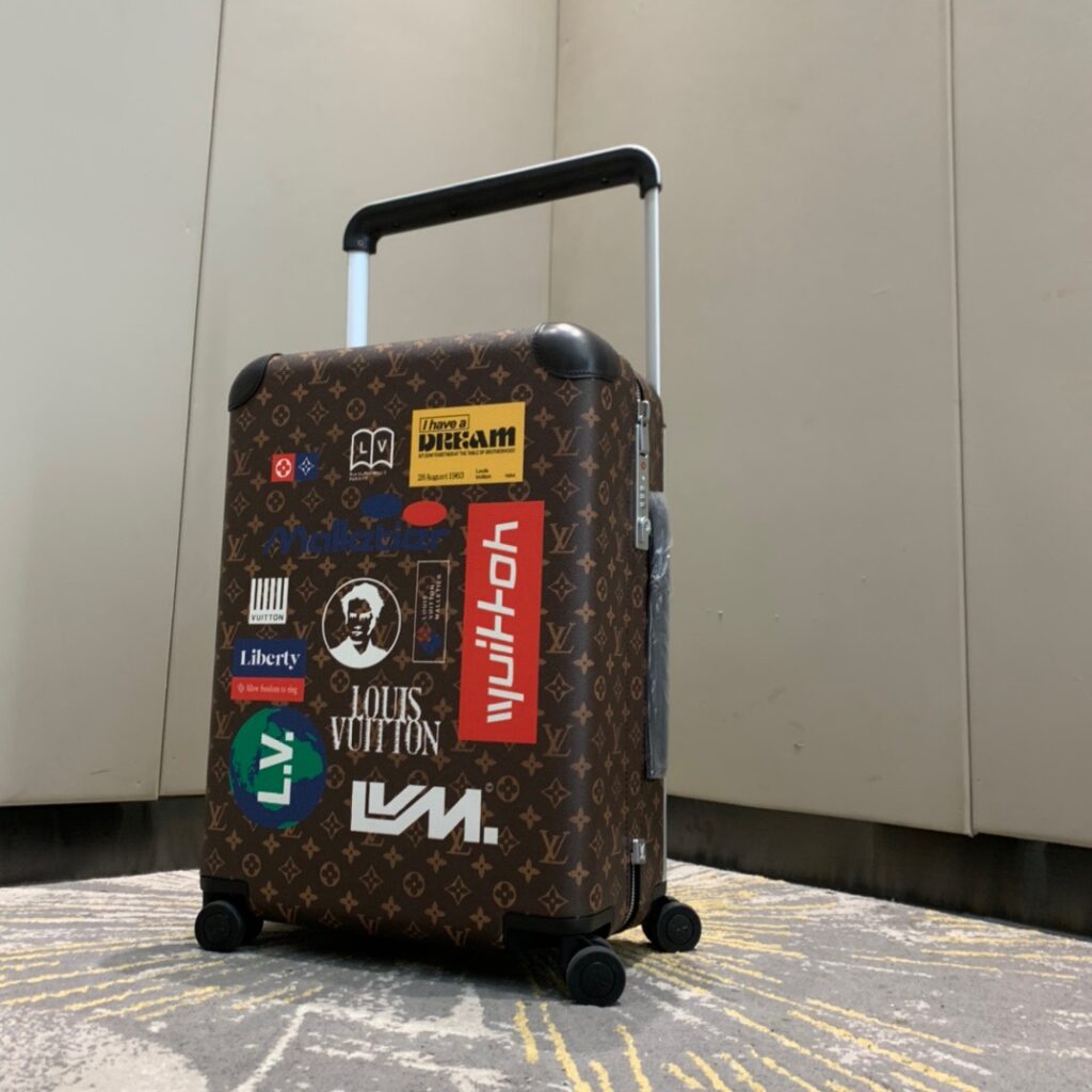 LOUIS VUITTON HORIZON 55 MONOGRAM SUITCASE - AlimorLuxury