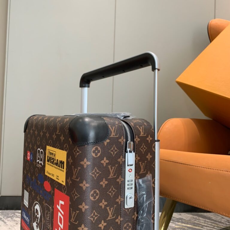 Louis Vuitton Horizon Soft Luggage Sets | semashow.com