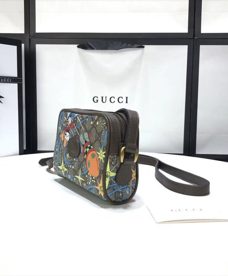 Gucci x Disney Donald Duck mini shoulder bag Dark Coffee - Replica Bags ...