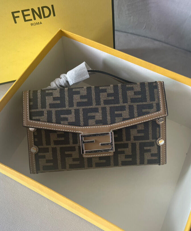 Fendi Baguette Soft Trunk 7VA565 Coffee - Replica Bags and Shoes online ...