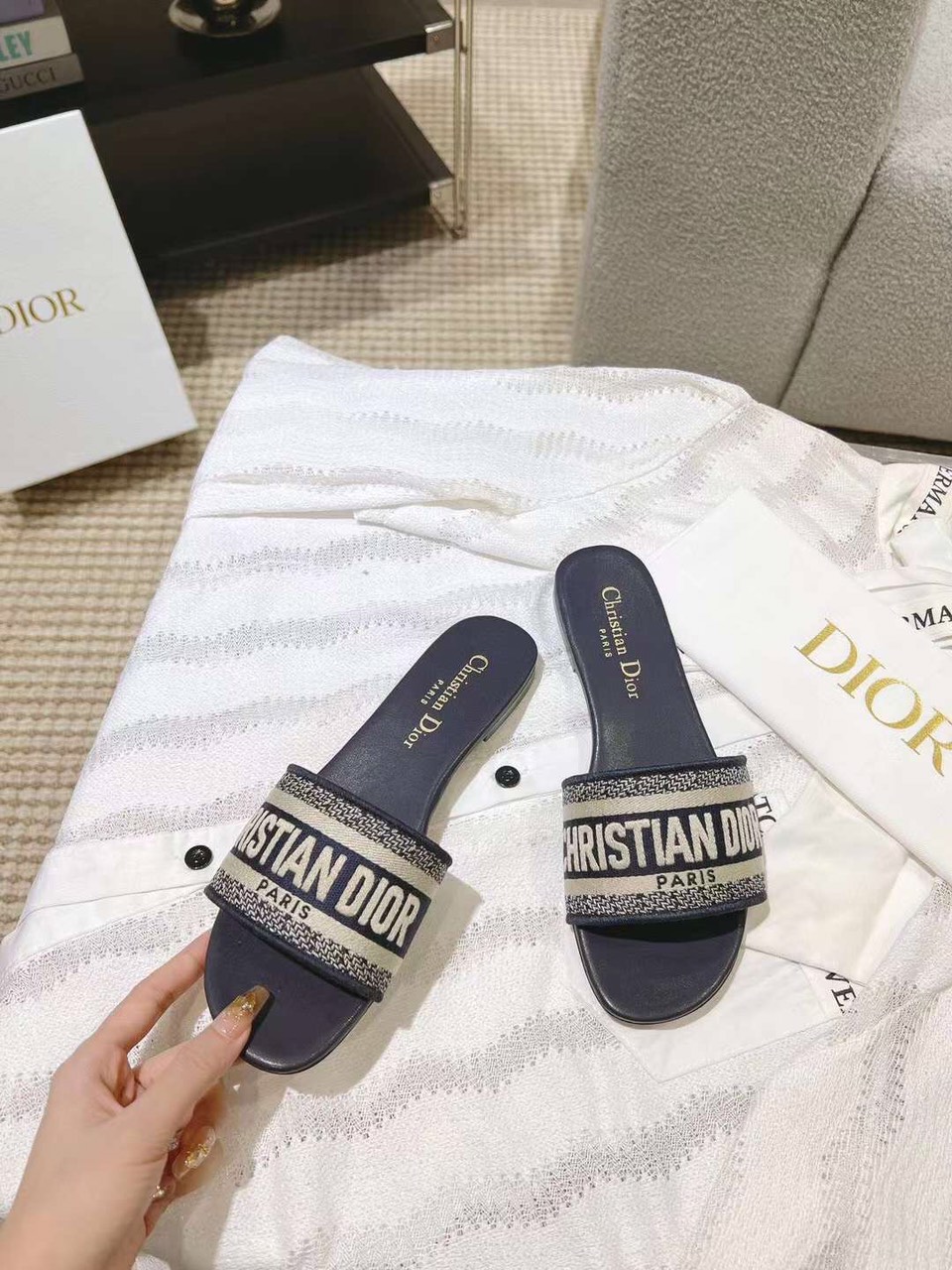 Dior Sandal Slipper Logo 3D 2023 - Replica Bags and Shoes online Store - AlimorLuxury