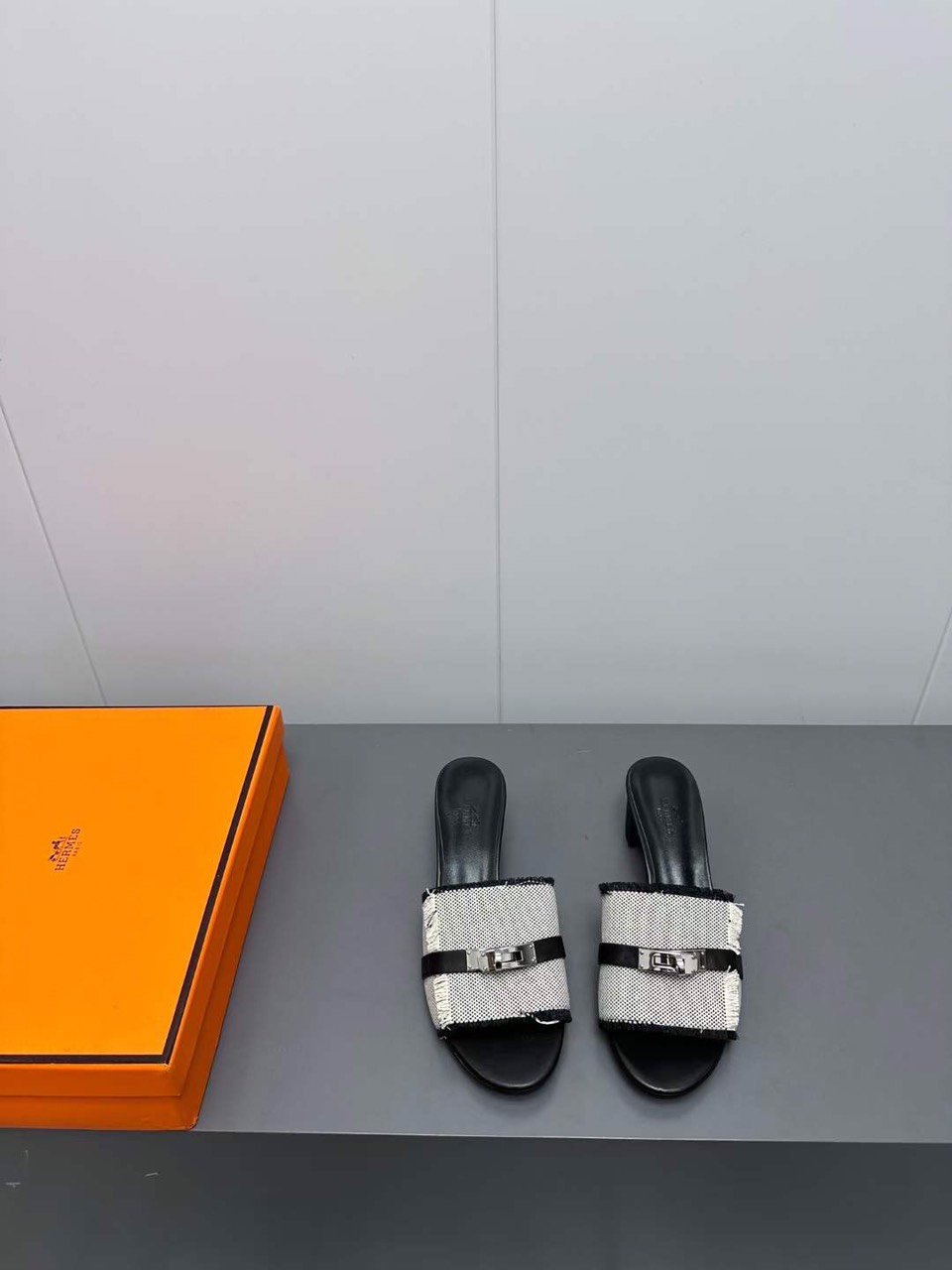 Hermès Kelly Oran Women's Sandal 3.5cm - Replica Bags and Shoes online ...