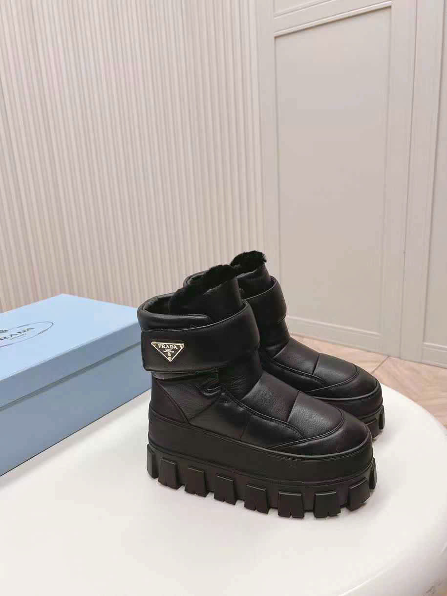 Prada Vintage Snow Ankle Boots - Replica Bags and Shoes online Store ...